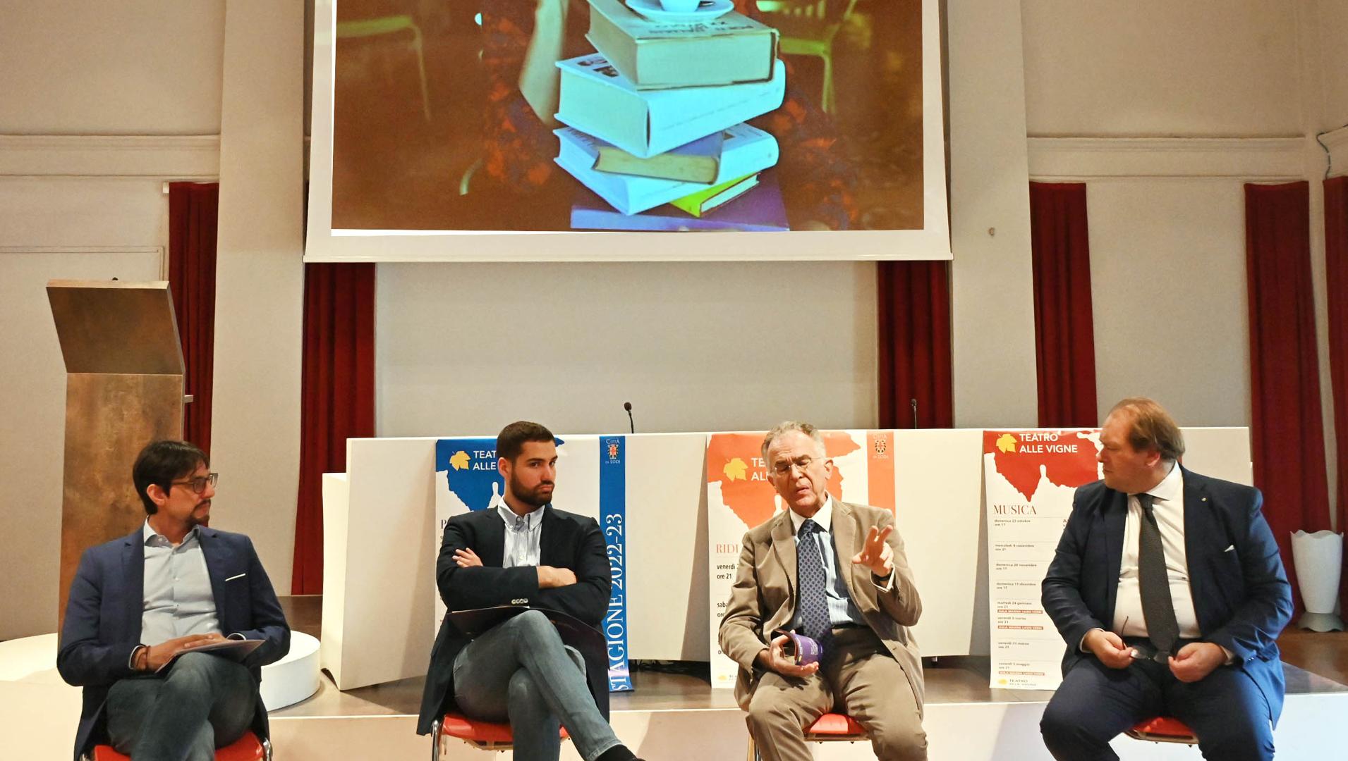 Ecco la nuova stagione delle Vigne: «Il teatro è un patrimonio della ...