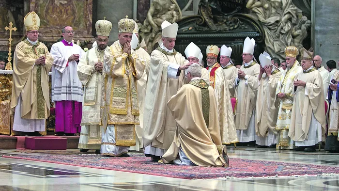 Nove anni fa l’ordinazione episcopale del vescovo Maurizio - Cronaca