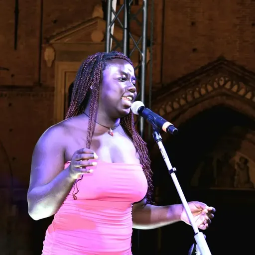 “La voce” di Mimì Caruso: sul palco di Lodi è sbocciato un grande ...
