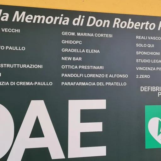 PAULLO Installato un defibrillatore in memoria di don Roberto Pozzi ...