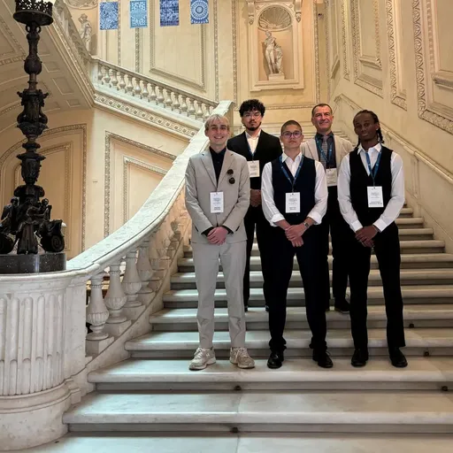 LODI Studenti del Bassi primi in Italia al concorso della Banca ...