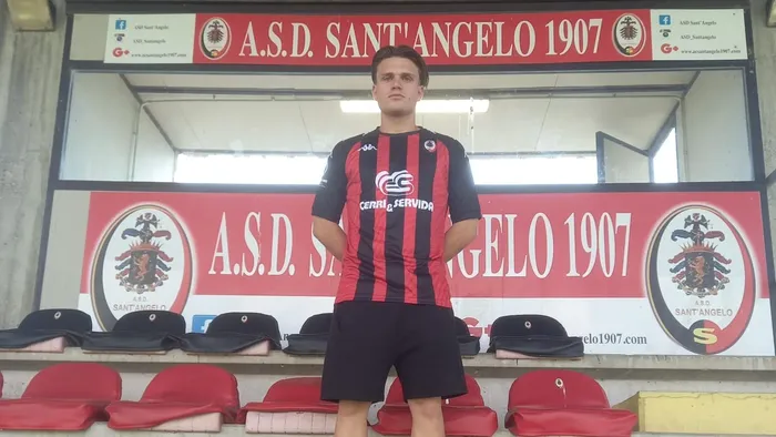 CALCIO Restelli, un “tuttocampista” per il Sant’Angelo - Sport