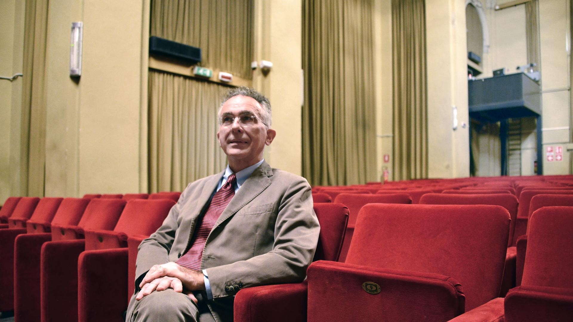 Il teatro per leggere il presente: «Ecco la mia ricetta per le Vigne ...