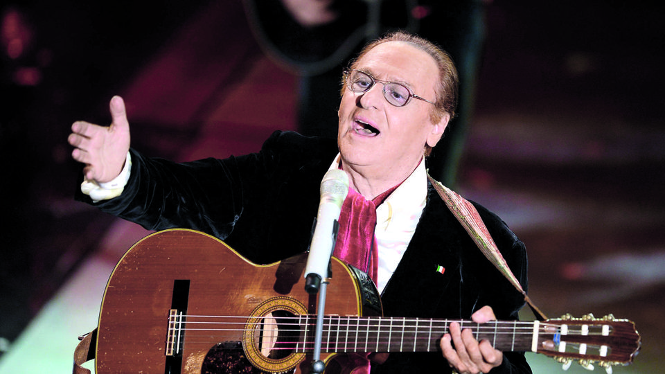 L’inaspettata folgorazione di “Appresso alla musica”, con Renzo Arbore ...