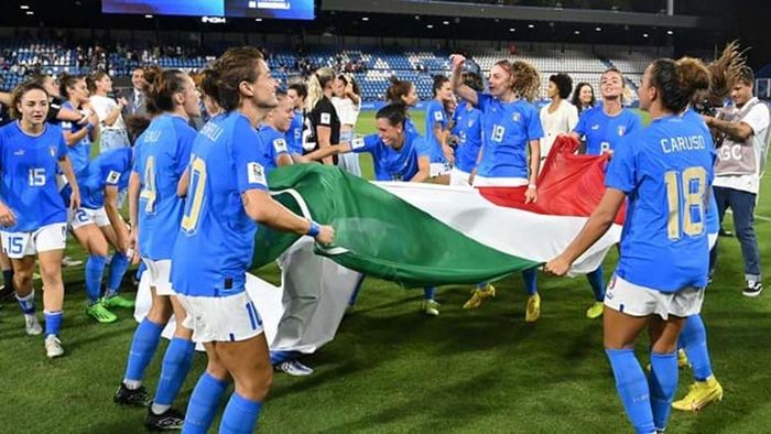 Ora aspettiamo il Mondiale di calcio in cui l’Italia si è qualificata ...
