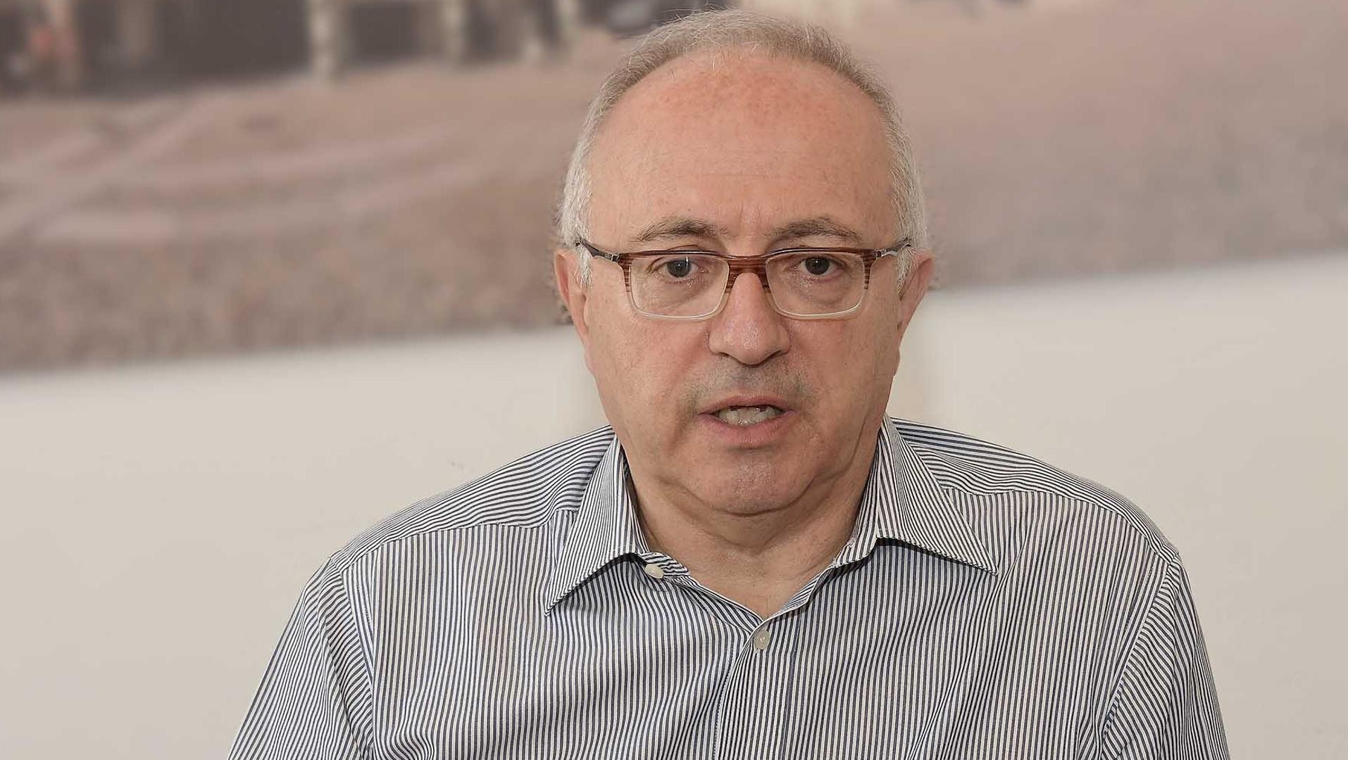 POLITICA Acque agitate in giunta a Lodi, Casanova ritira le deleghe a ...