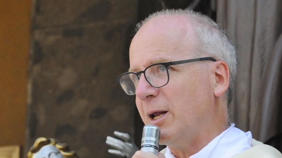 CHIESA Don Angelo Manfredi nuovo parroco di San Rocco e Santa Maria ...