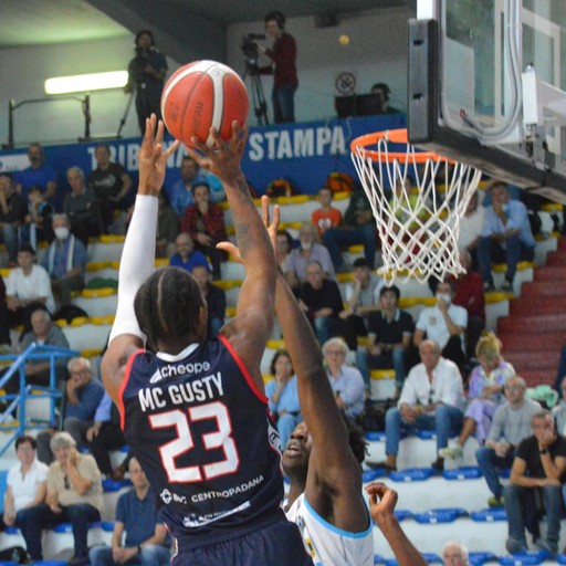 Basket, Serie A2: Assigeco perde 90-87 dopo un supplementare - Sport
