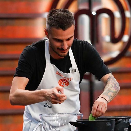 MASTERCHEF Roberto Resta eliminato a un passo della semifinale - Cultura